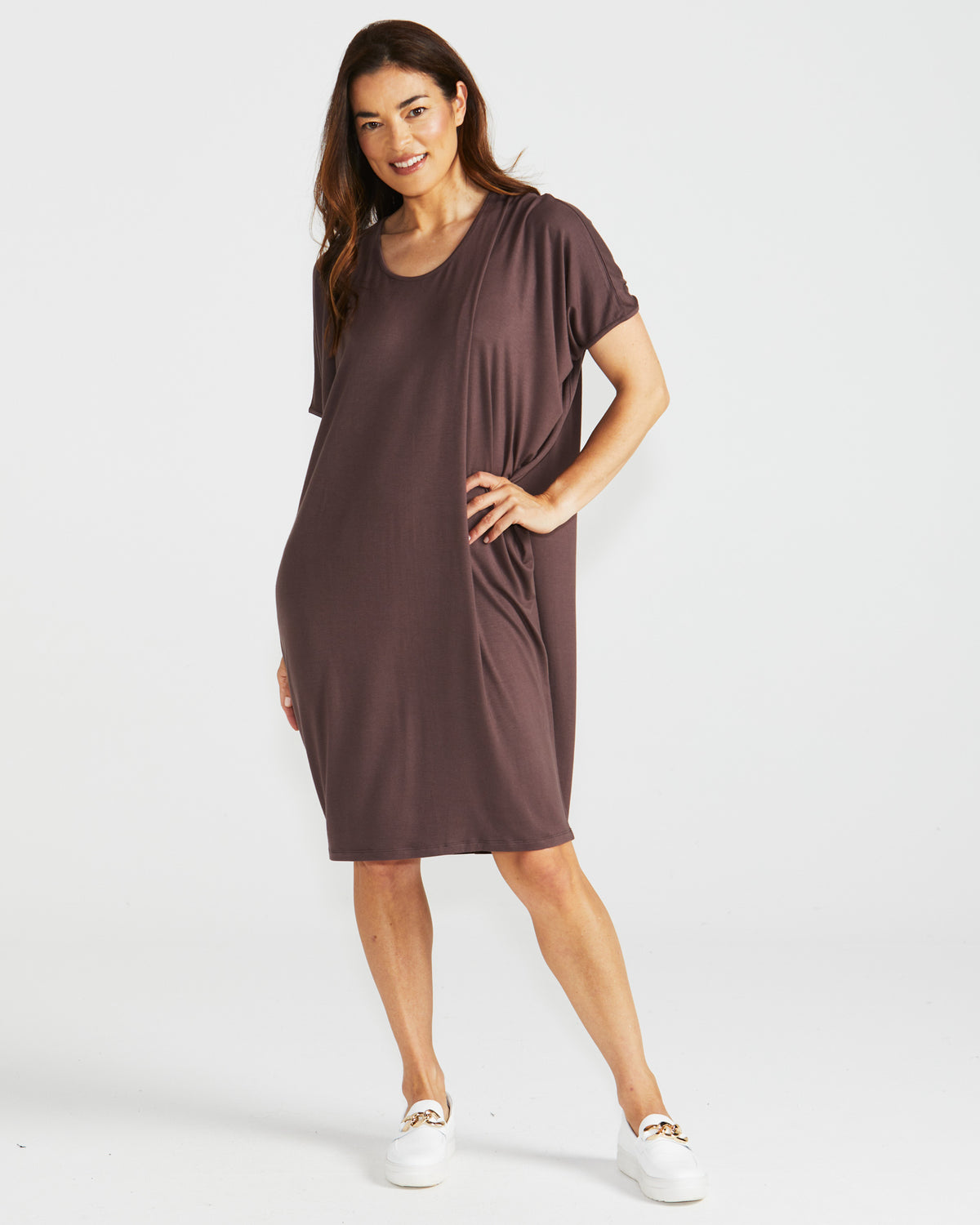 Effortless Dresses: Explore Betty Basics Collection of Everyday Dresses