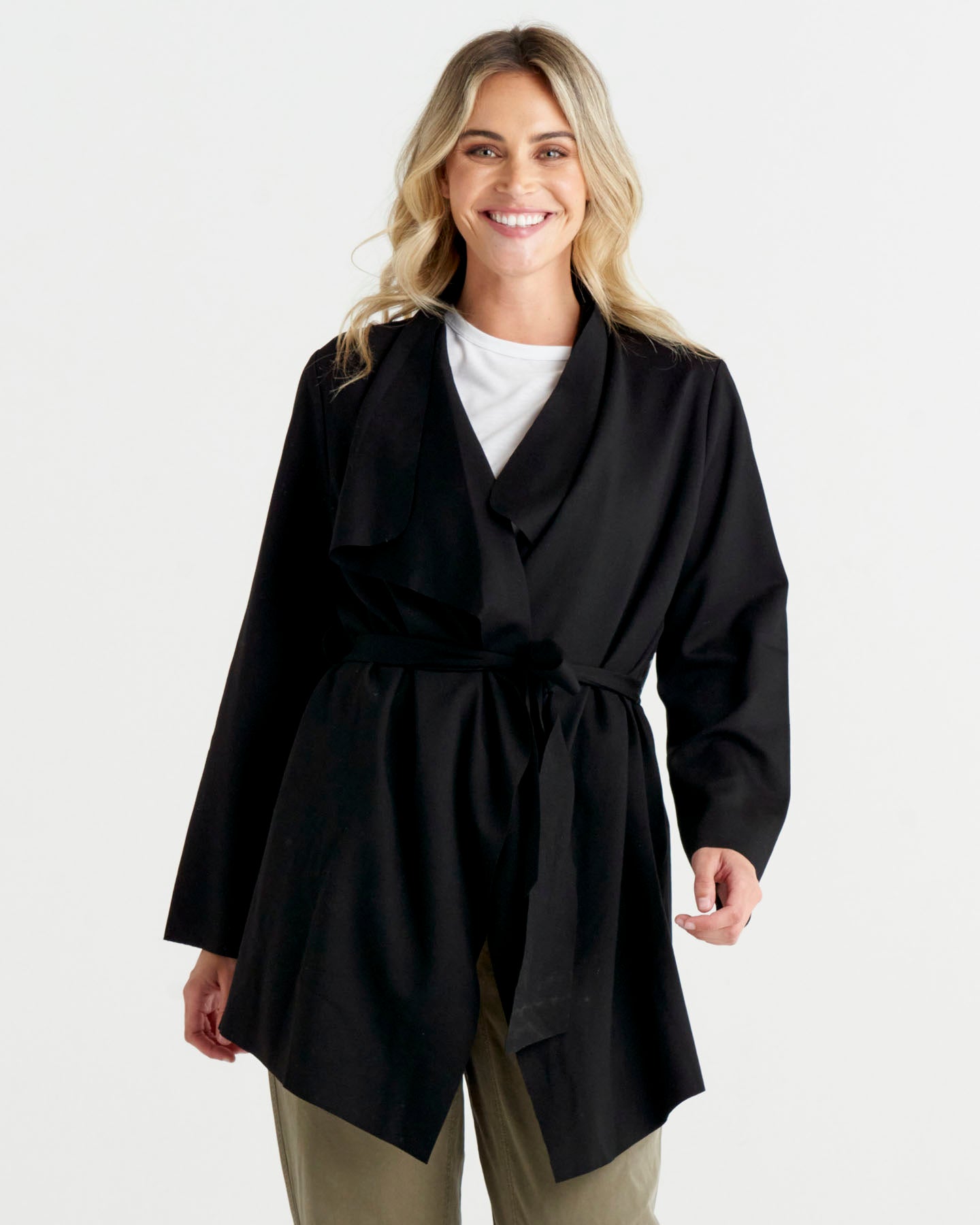 Shop Jackets + Coats at Betty Basics | Betty Basics